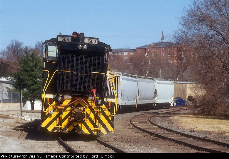 WAMX 1509 The Kearney Zephyr @ William Jewell College